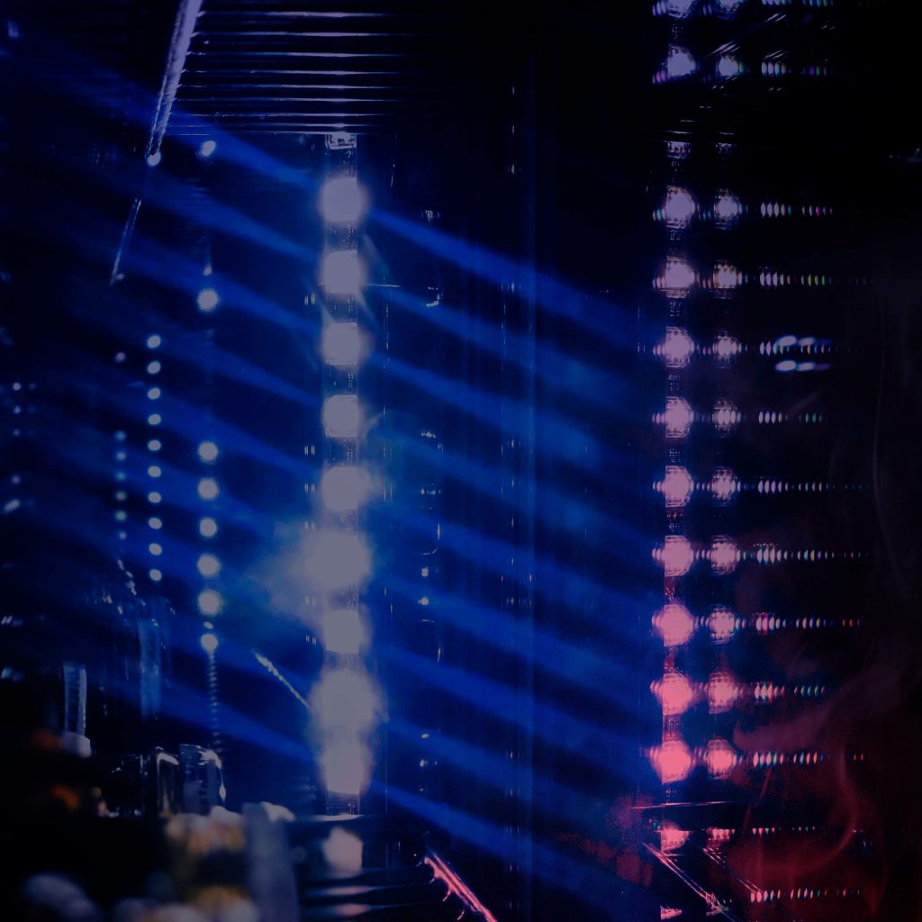 Éclairage scénique sur mesure - Light Show Design